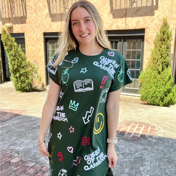 QUEEN OF SPARKLES | Dresses | Qos Queen Of The Classroom Midi Dress ...